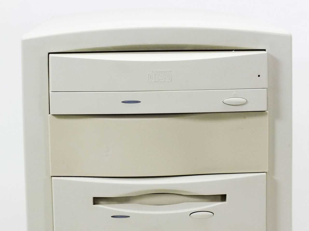 eMachines Celeron 400MHz, 128MB RAM, 4.3GB HD Tower Computer (eTower 400i3)