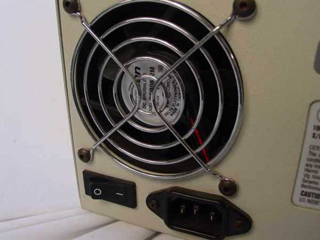 Plasmon 555700-000 Optical Jukebox - No Hard Drive - No Shuttle Cards ...