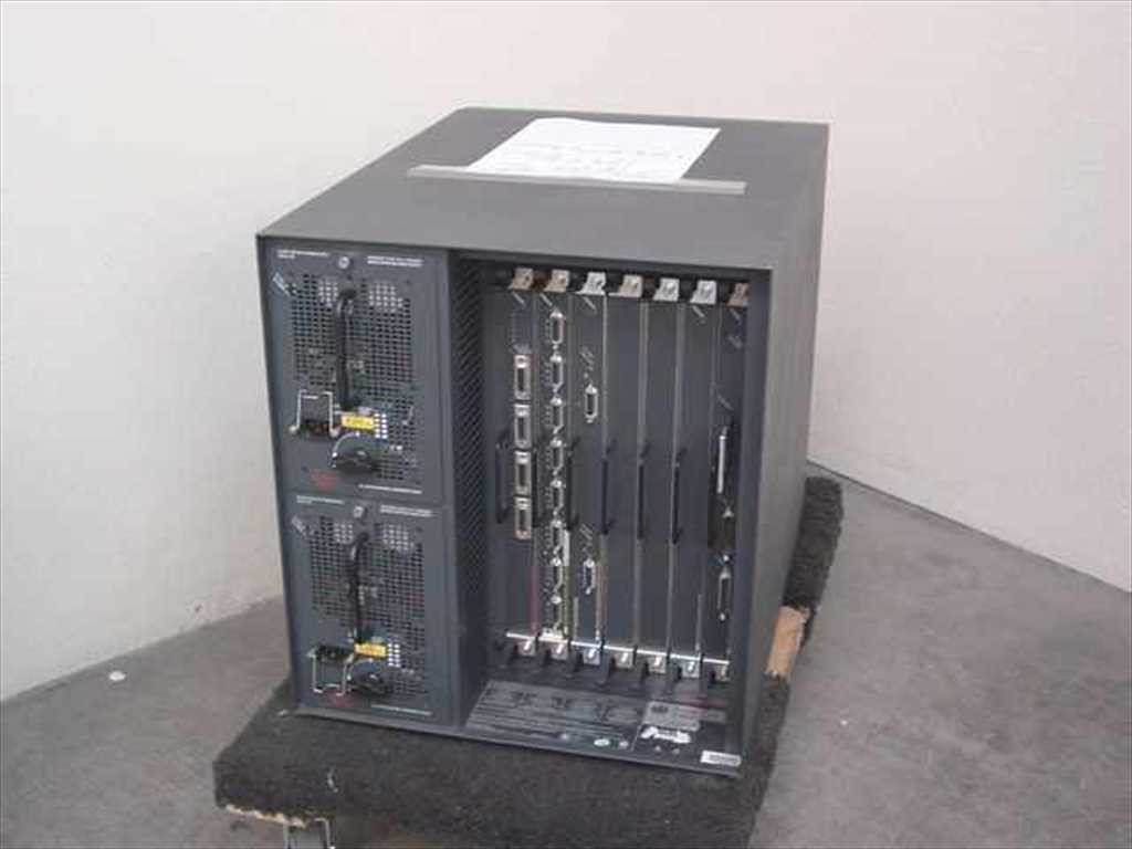 Cisco Cisco7000 Router Loaded with Cards & Power Supplies