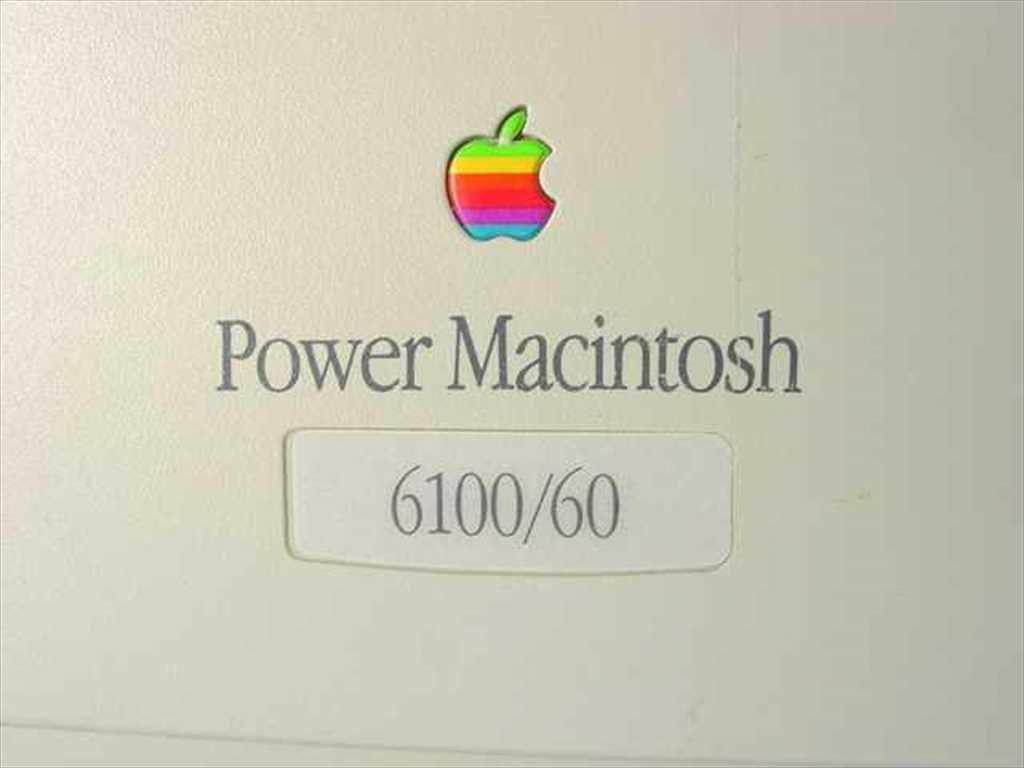 Apple M1596 Power Mac 6100/60 Desktop Computer