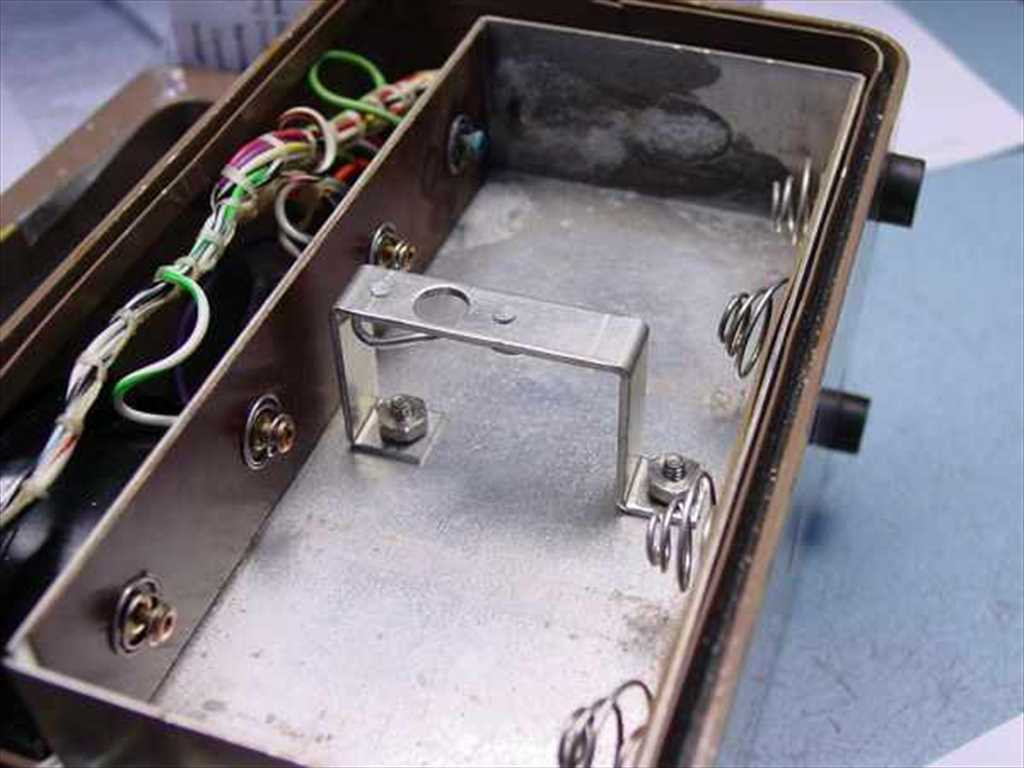 Victoreen Instrument 440 Survey Meter