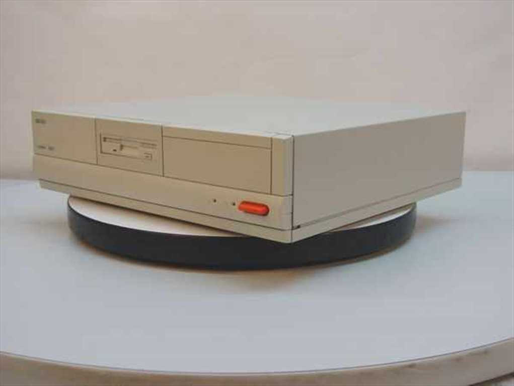 NCR 3230 486DX/33 Desktop Computer