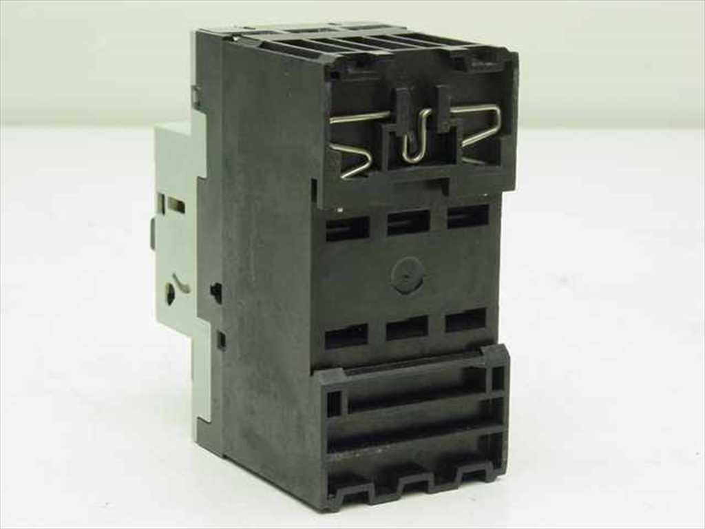 Allen-Bradley A-B 3 Phase Switch for DIN rail mount 10005928