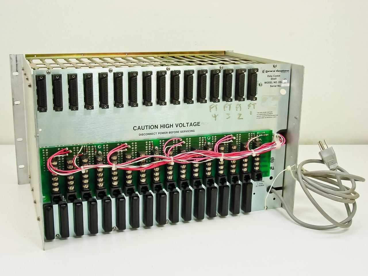 General DataComm Legacy Shelf Modem with 4 Modem Cards (DS-01)