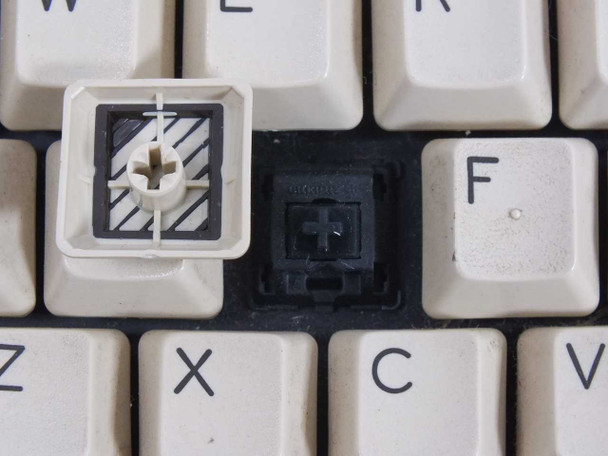 Altos Keyboard (540-17700-001)