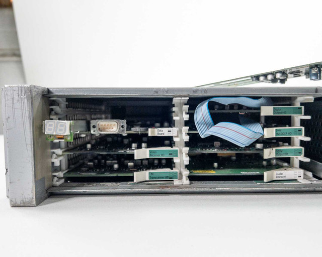 Grass Valley 8926 450 20101 Camera Base Station Standard Unit HDTV
