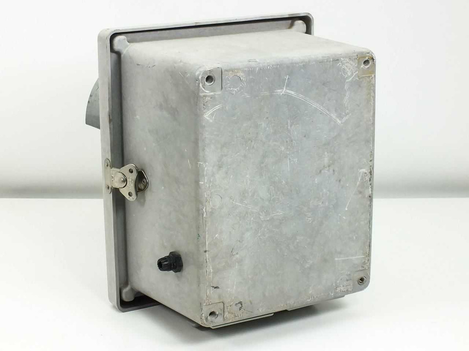 George Fischer 3-9030.111 Signet Ph Controller in Enclosure with 2x Outlets