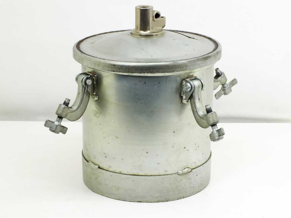 Binks 83-5661 2.8 Gallon Pressure Paint Pot