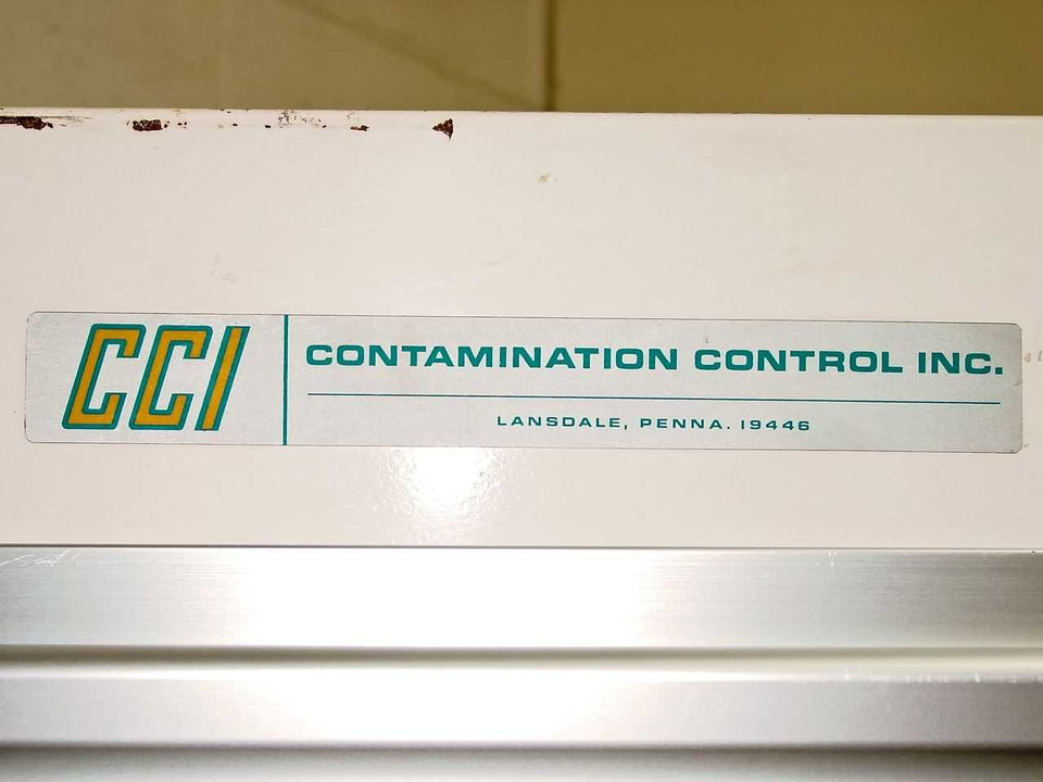 Contamination Control Inc 940-6FT 6' Horizontal HEPA Laminar Flow Hood