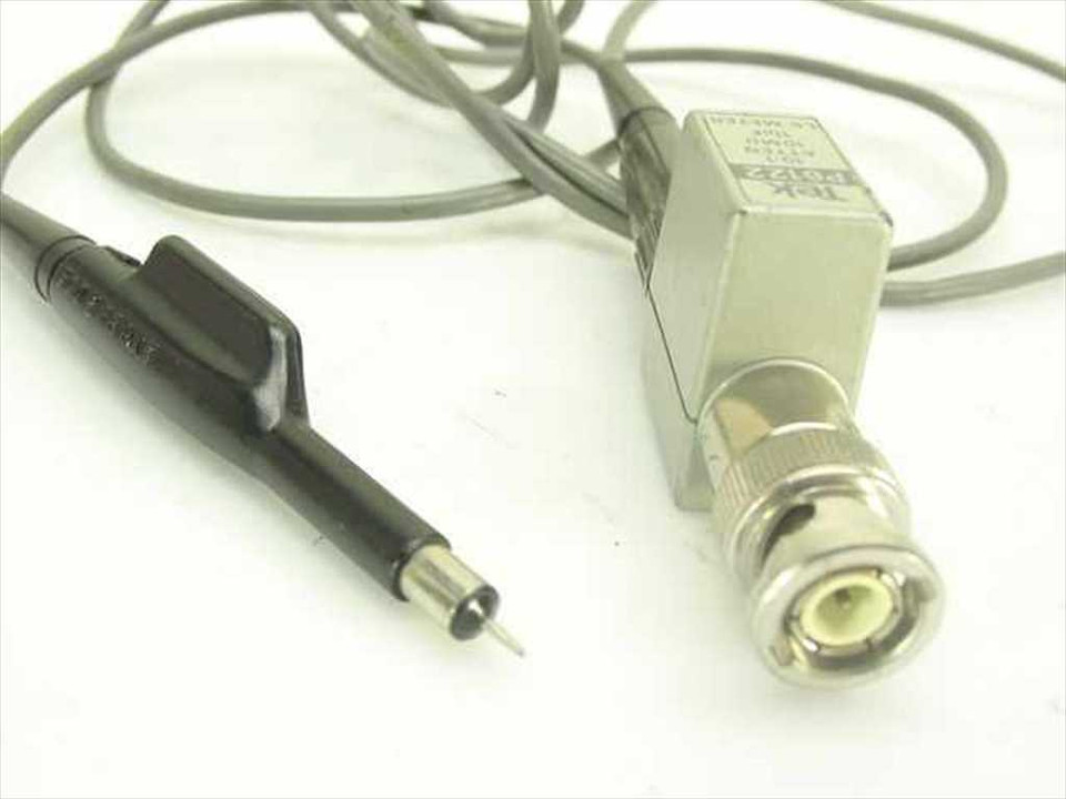 Tektronix P6122 10x Passive Voltage Probe