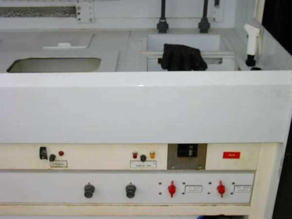 Wet Bench Semiconductor Work Station 6' Wet Bench ~ w/ FSI Spinner ...