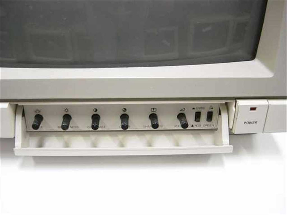 Commodore 1902A 13" Composite/RGB monitor - RCA