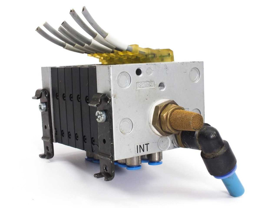 Festo 161 414 SIX Single Solenoid Piston Spool Valve 5/2-Way with End ...