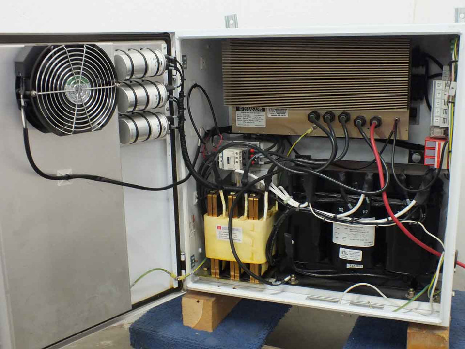 Solectria PVI15KW 15 kW Three-Phase 480V Solar Electricity Grid-Tied PV ...