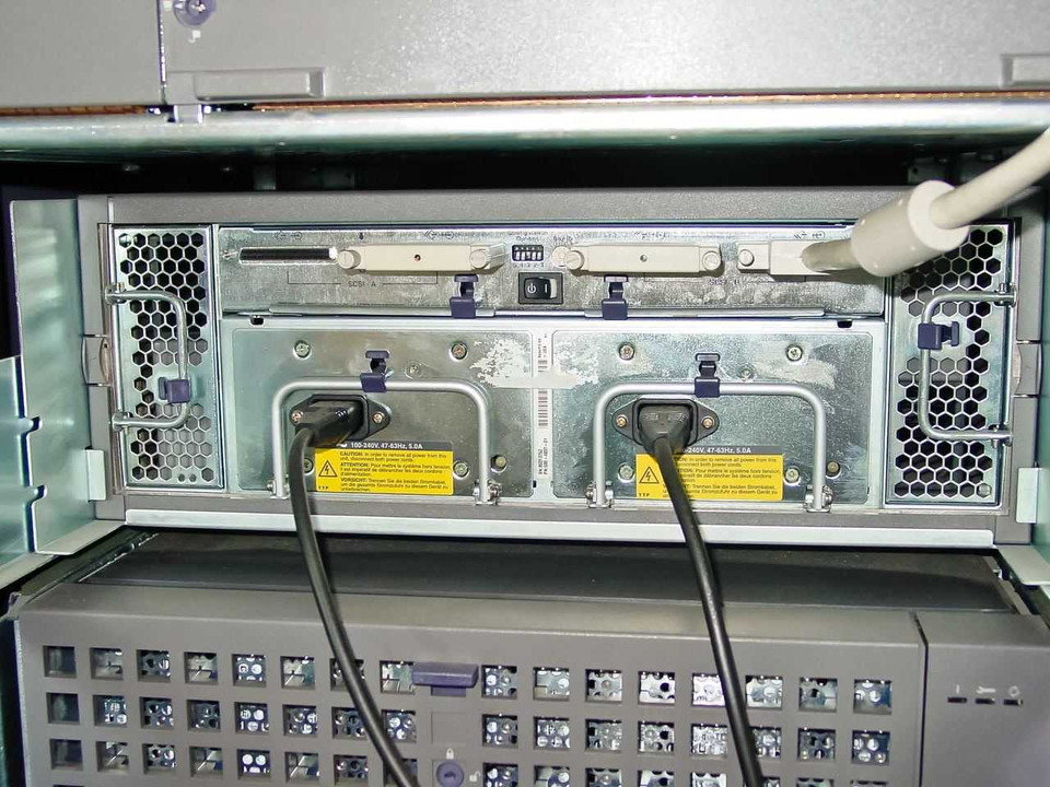 Sun Microsystems Enterprise Ultra 5000 Server Vintage Mainframe Computer
