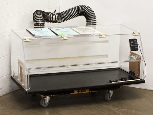 Flow Sciences Vented balance safety enclosure workstation (Series 2000 ...