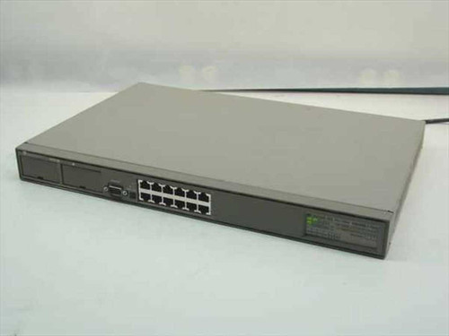 Bay Networks 101 10BASE-T Hub with 12 RJ-45 ports CG1001x01