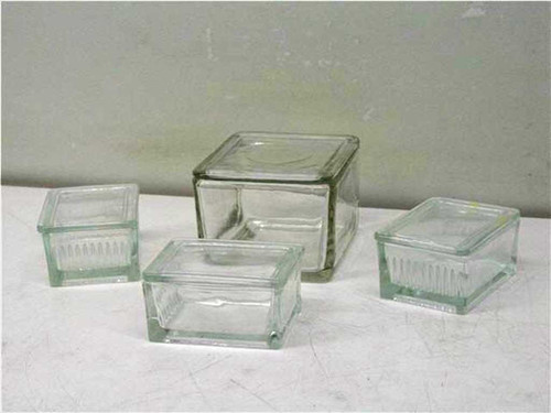 Pyrex Glass lot 4pc's Square lab containers with lids