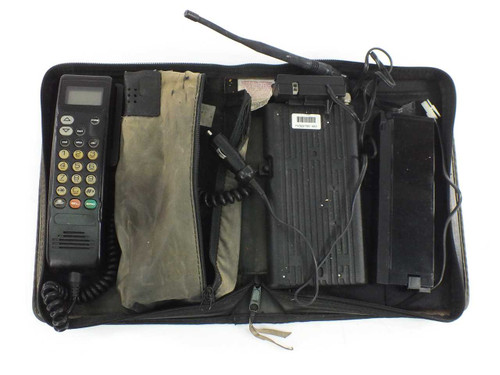 Motorola SCN2449A Cell Phone 3W with Travel Bag - VINTAGE 90's Prop - As Is