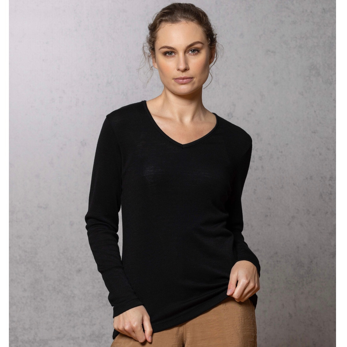 Bay Road 100% Vee Neck Top | Women's Knitwear