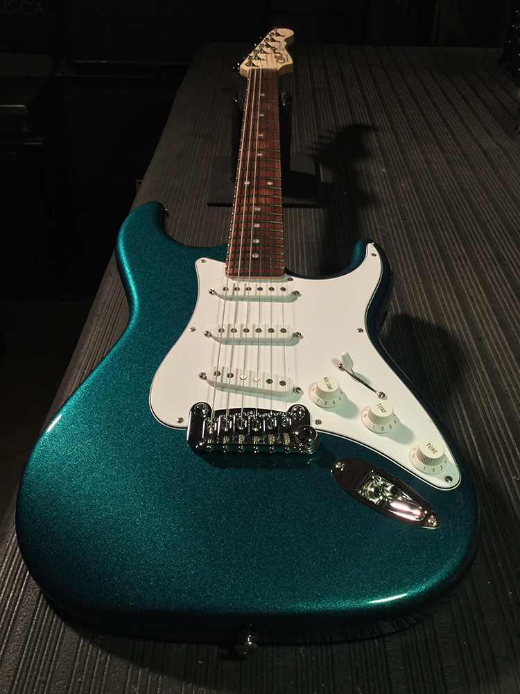 G&L USA Legacy Margarita Metallic