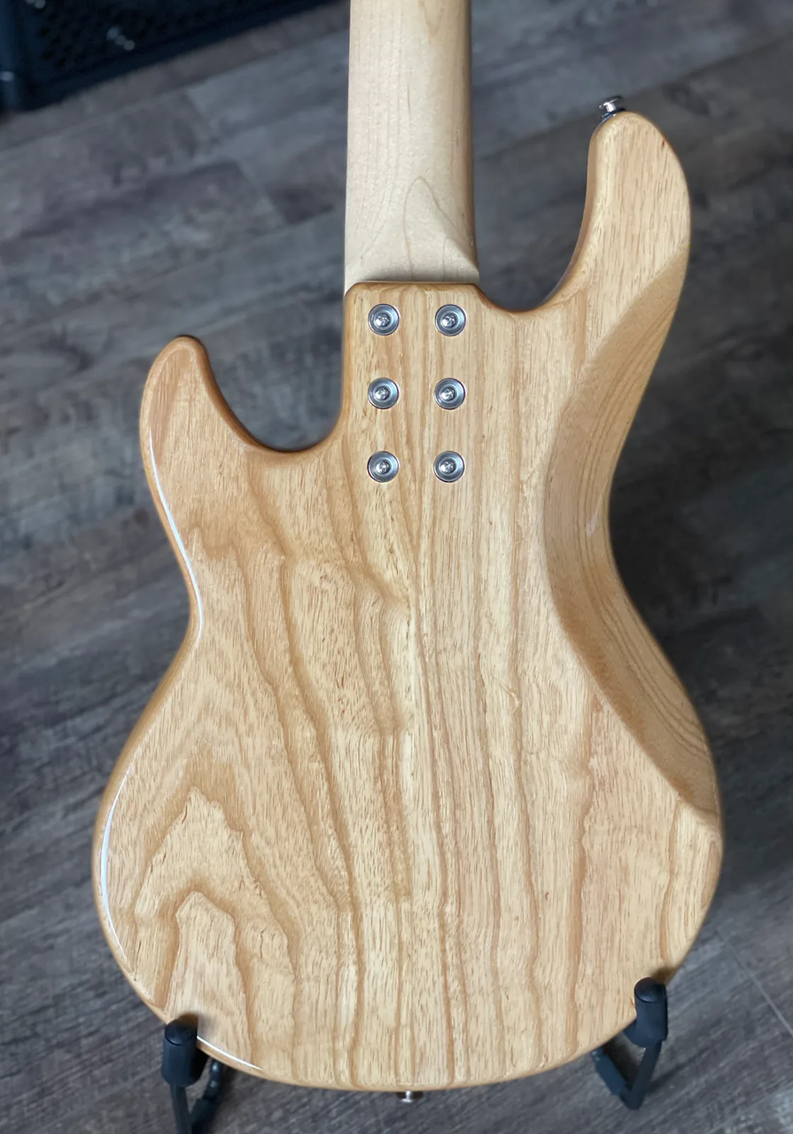 G&L CLF Research L-1000 Series 750 Natural Ash Website Bass
