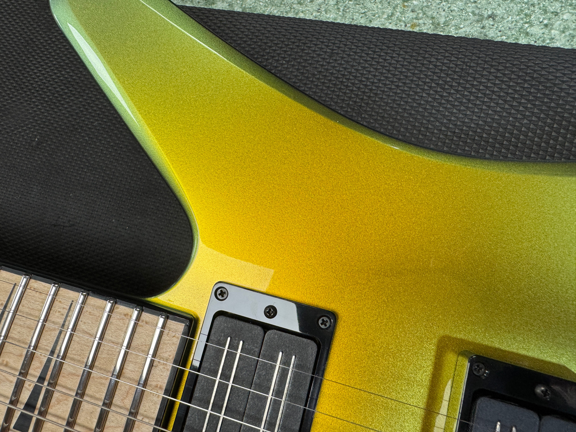 Jackson USA Custom Shop Kelly Acapulco Gold