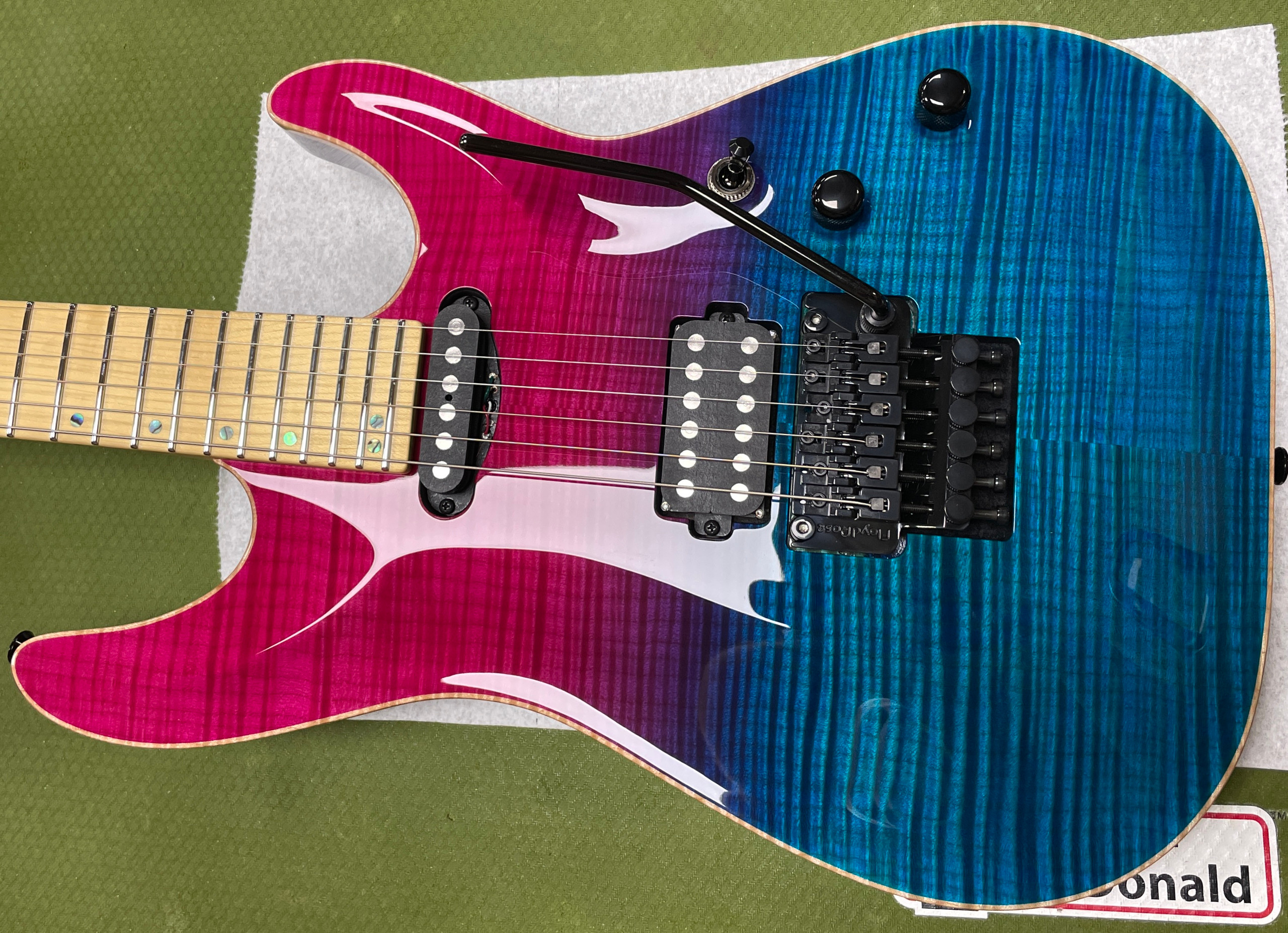 Schecter USA Sunset Classic II Bermuda Sunset