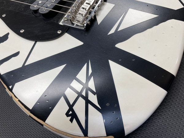 EVH 78 Eruption Black White Stripes
