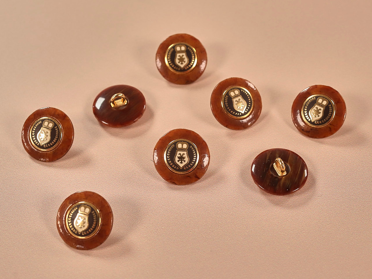 Button | Crest Button - 18mm - Brown and Gold | Fabric Godmother