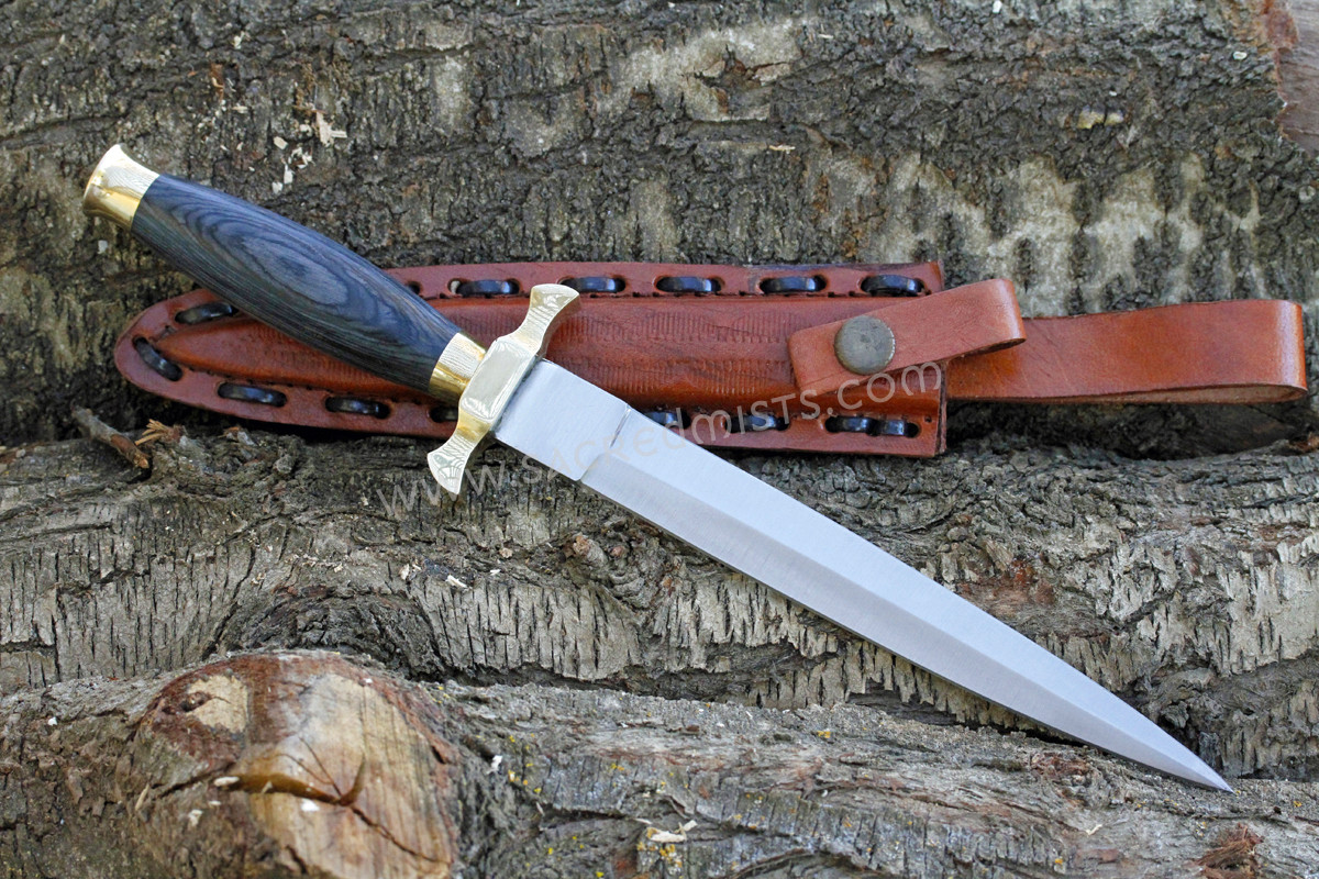 Traditional Witch's Athame with Black Heartwood Handle | Sacred Mists ...