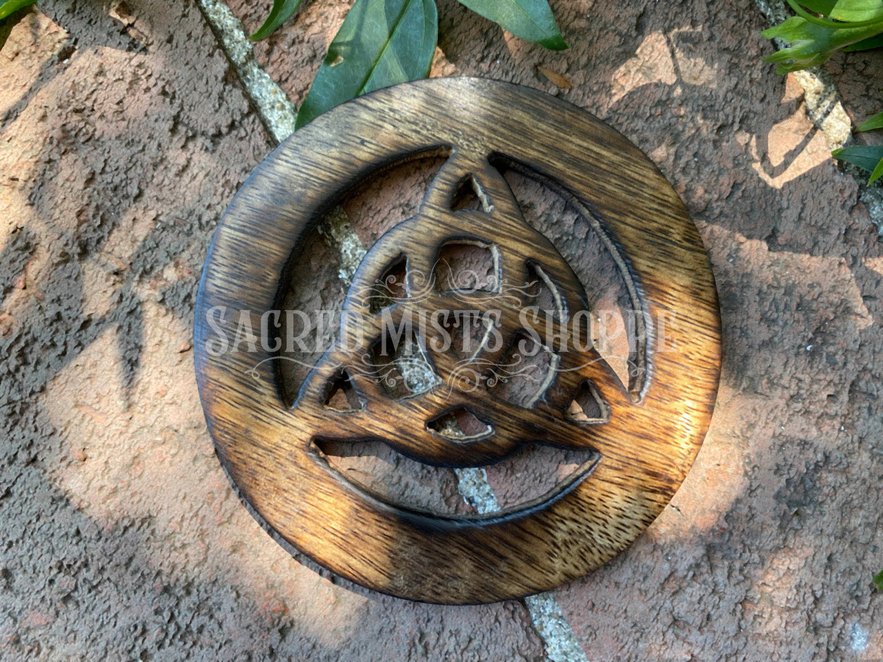 Celtic Triquetra Hand Carved Wooden Round Altar Paten | Sacred Mists Shoppe