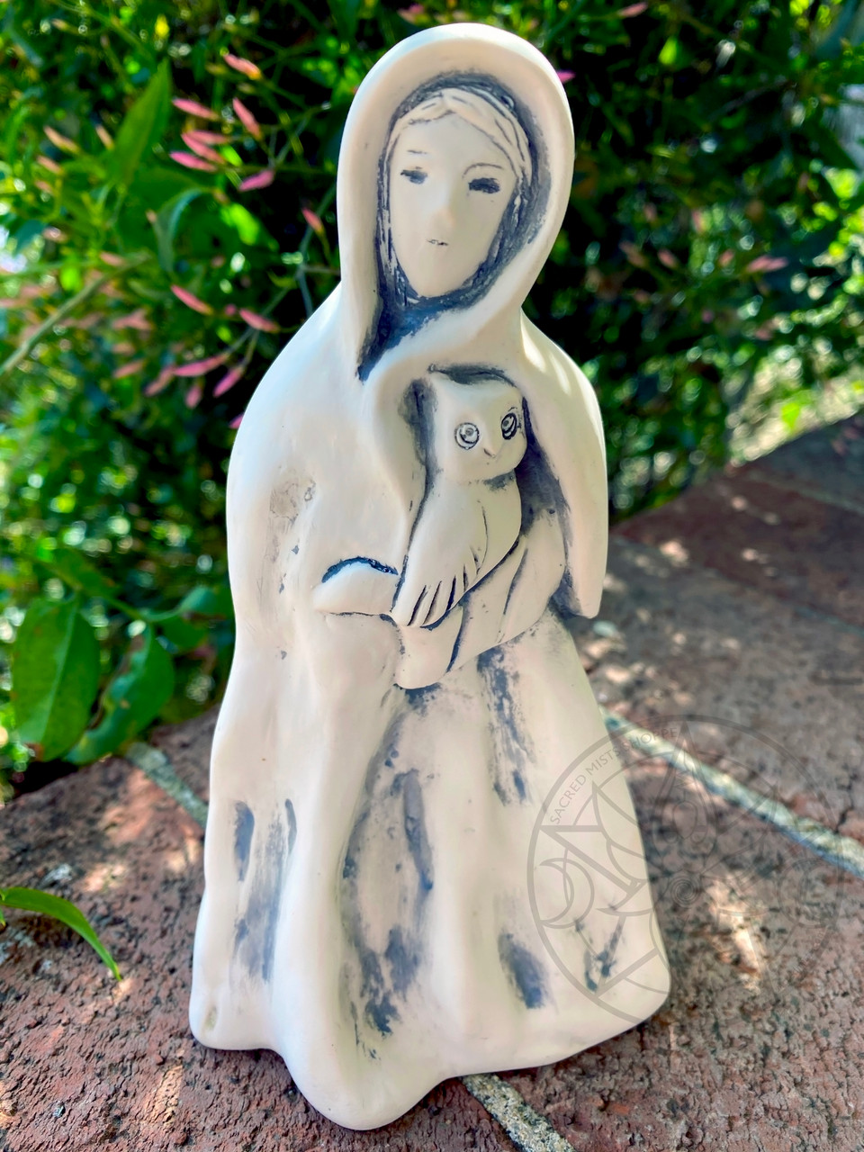 Wise Crone Elder Goddess Statue | Sacred Mists Shoppe