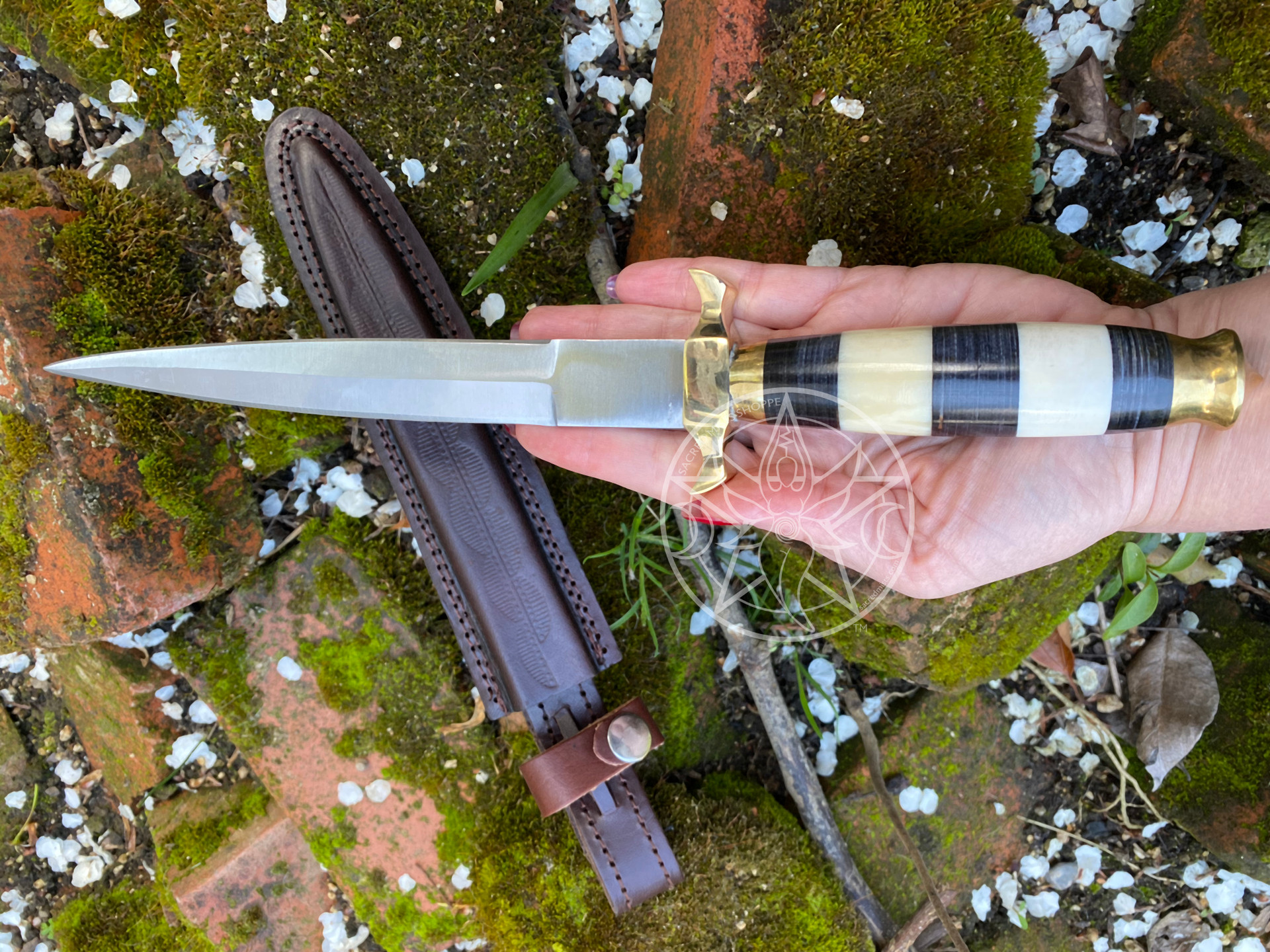 Scottish Witch's Athame | Sacred Mists Shoppe