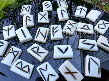 Water Buffalo Bone Elder Futhark Rune Set for Divination, Viking Runes ...