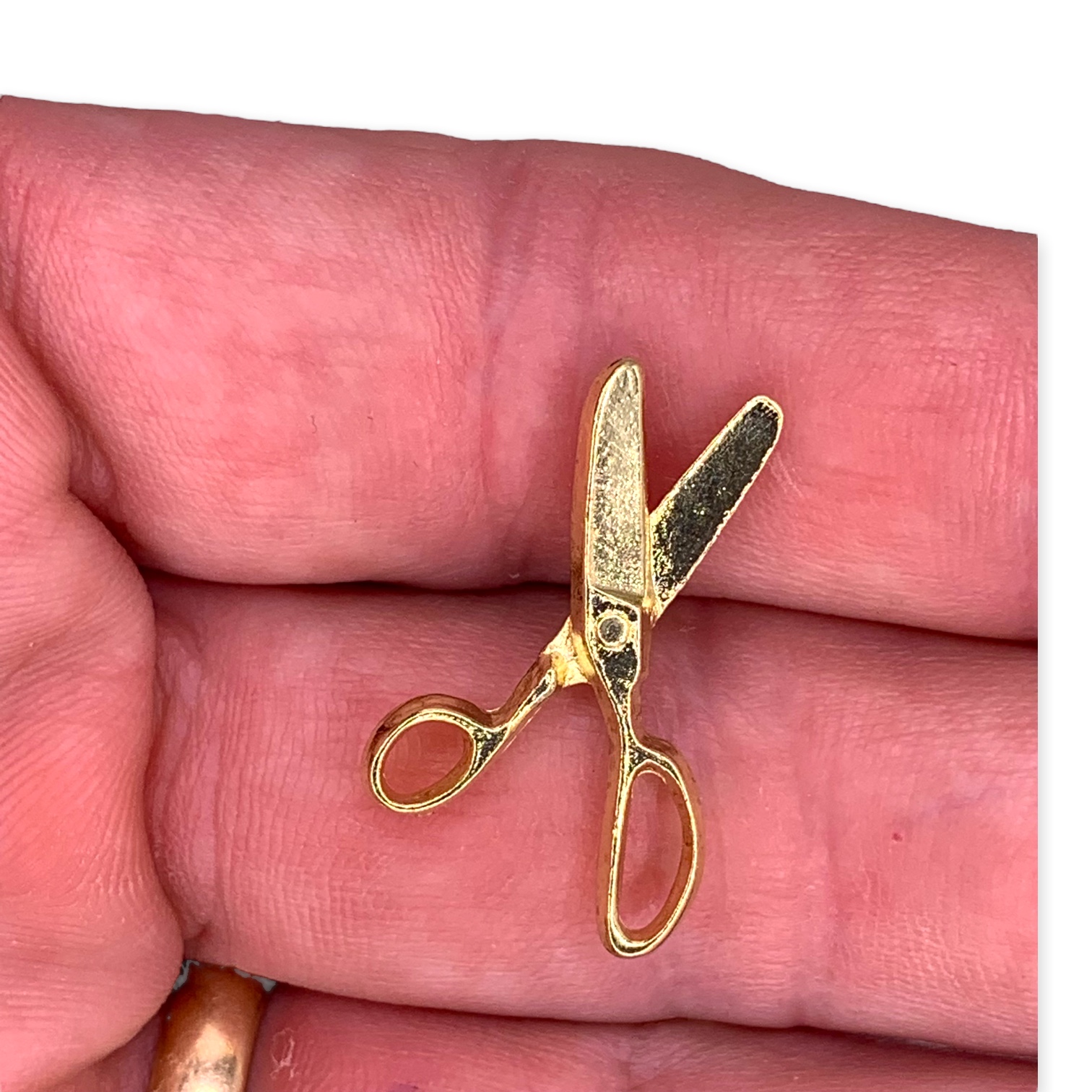 Scissors Lapel Pin | Ribbon Cutting Celebration | StockPins.com