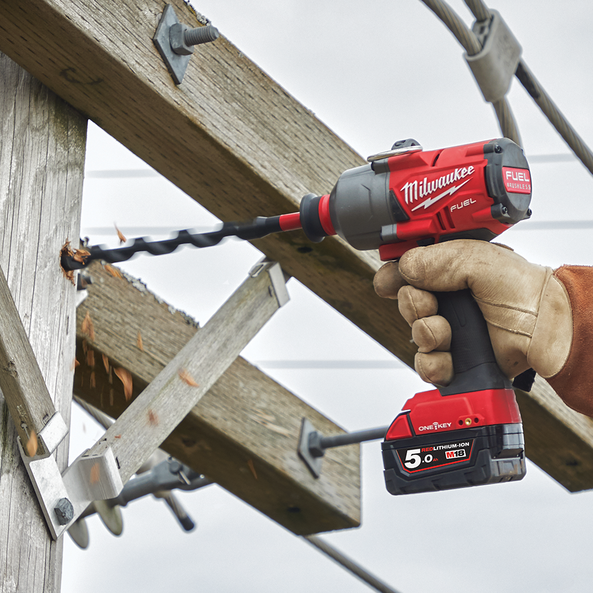 Milwaukee M18™ REDLITHIUM™-ION Dual Bay 5.0Ah Starter Pack - M18SPD502B ...