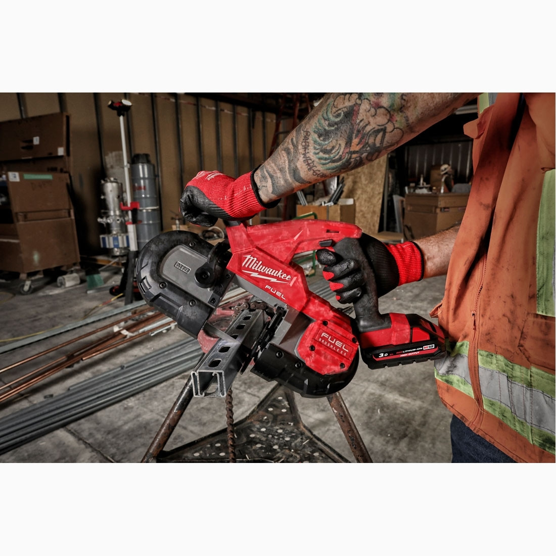 Milwaukee M18 FUEL™ Compact Band Saw - M18FBS85-0 | Tool Kit Depot