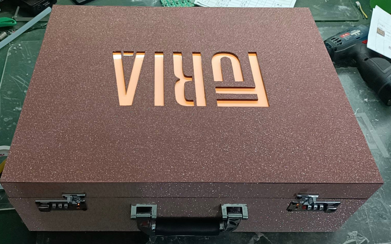 LIGHT UP BRIEFCASE - CUSTOM LOGO BRIEFCASE LUX
