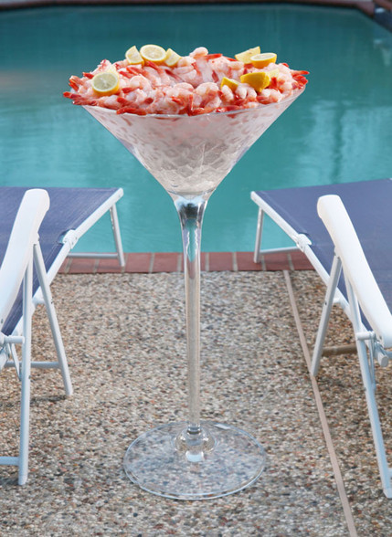 LARGE MARTINI GLASS BIG MARTINI GLASS 37.8"inch x 23.2"inch FREE SHIPPING