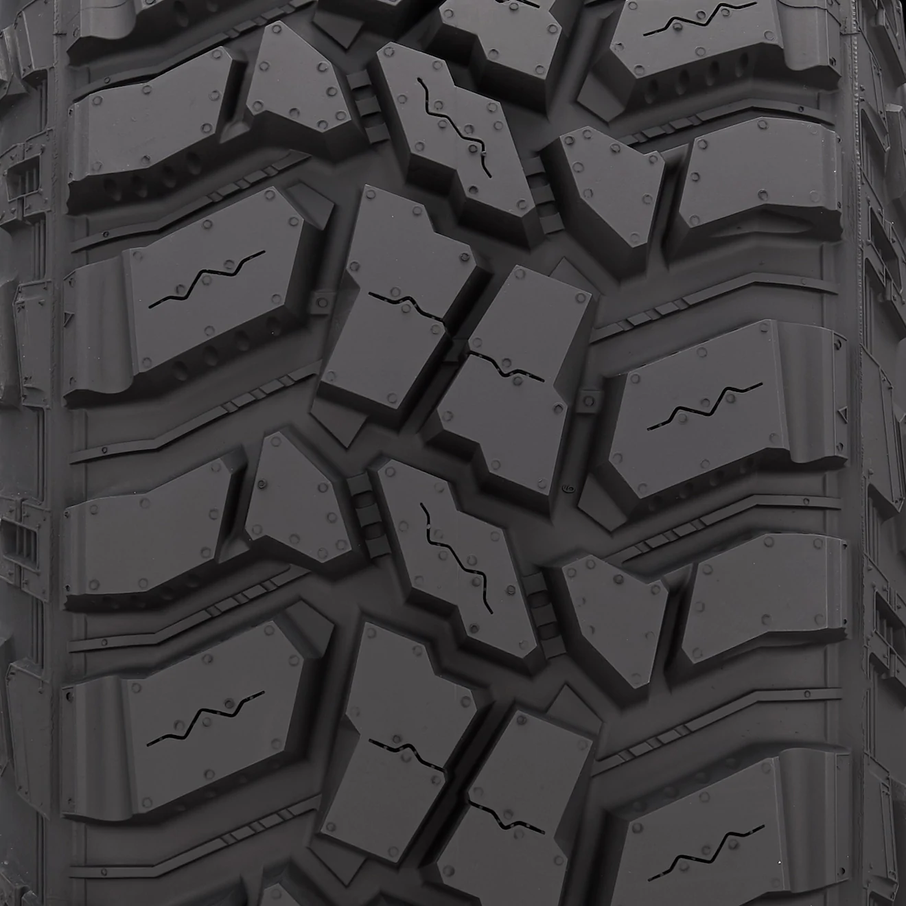 Cooper Discoverer STT Pro | 37x12.50-17 | Mud-Terrain