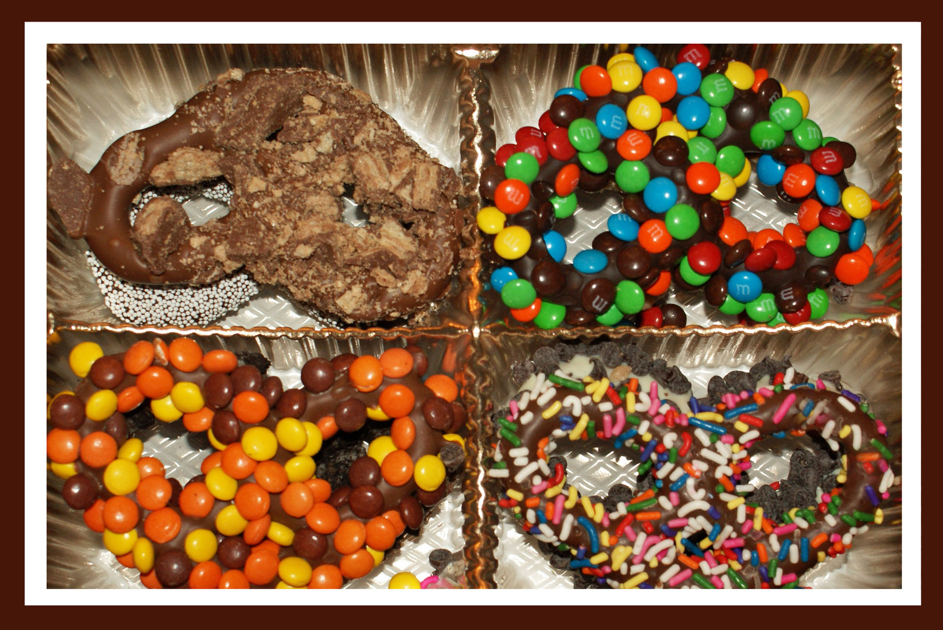Premium Gourmet Pretzel Gift Box - Stutz Candy Company, Inc.