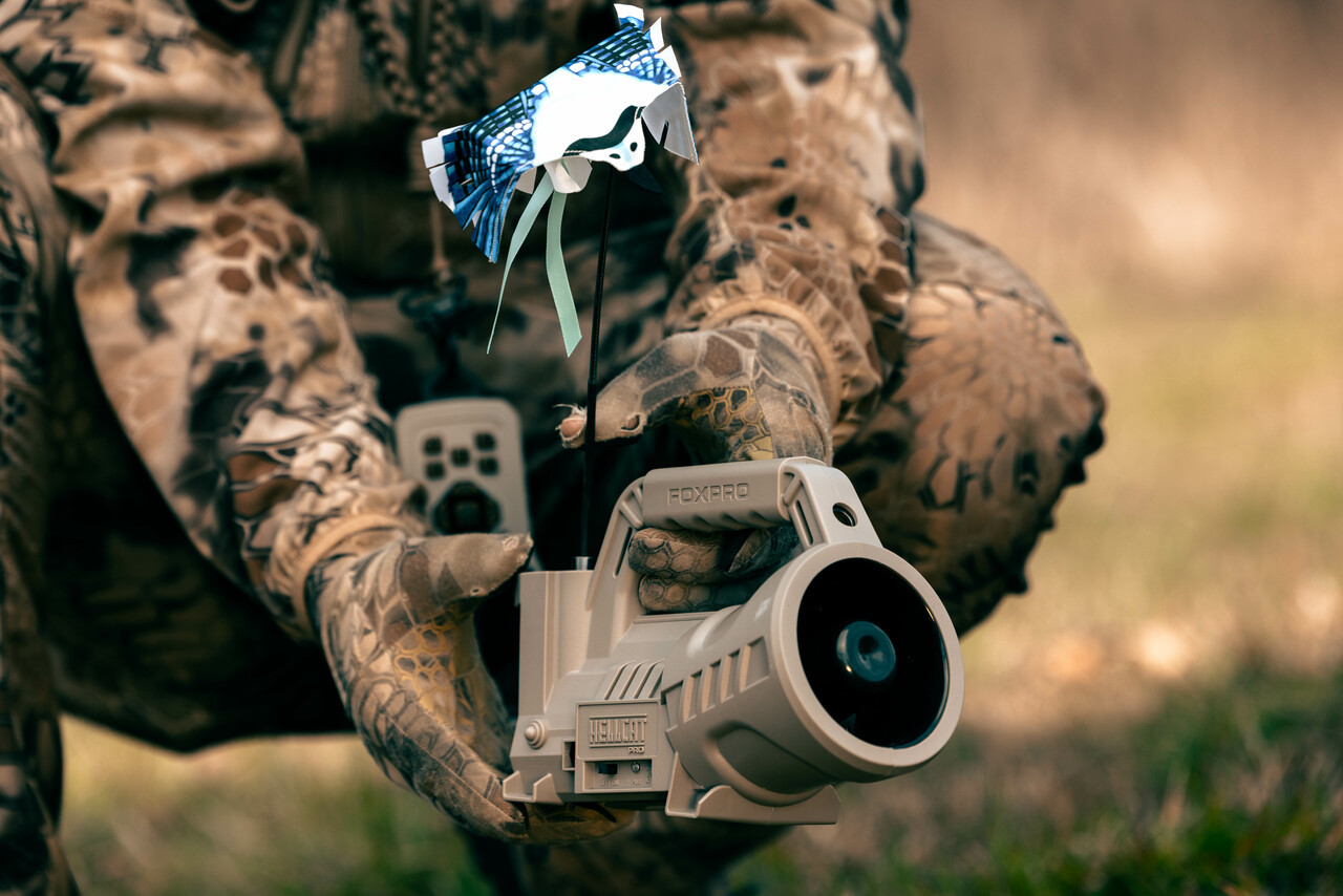 FOXPRO HellCat Pro Electronic Game Call with TX1000 Remote Control ...