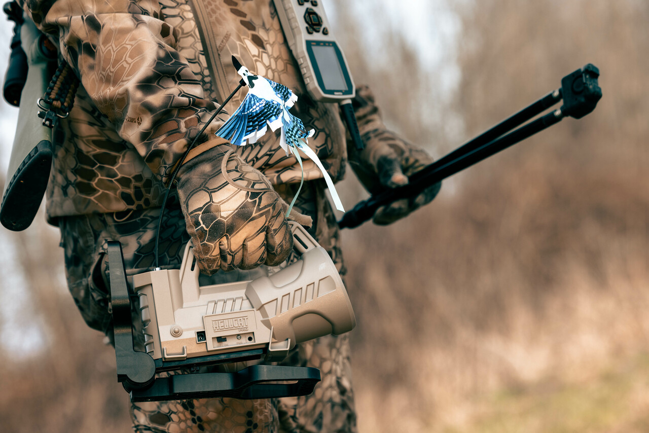 FOXPRO Electronic Call "Handle Stand" - AllPredatorCalls.com