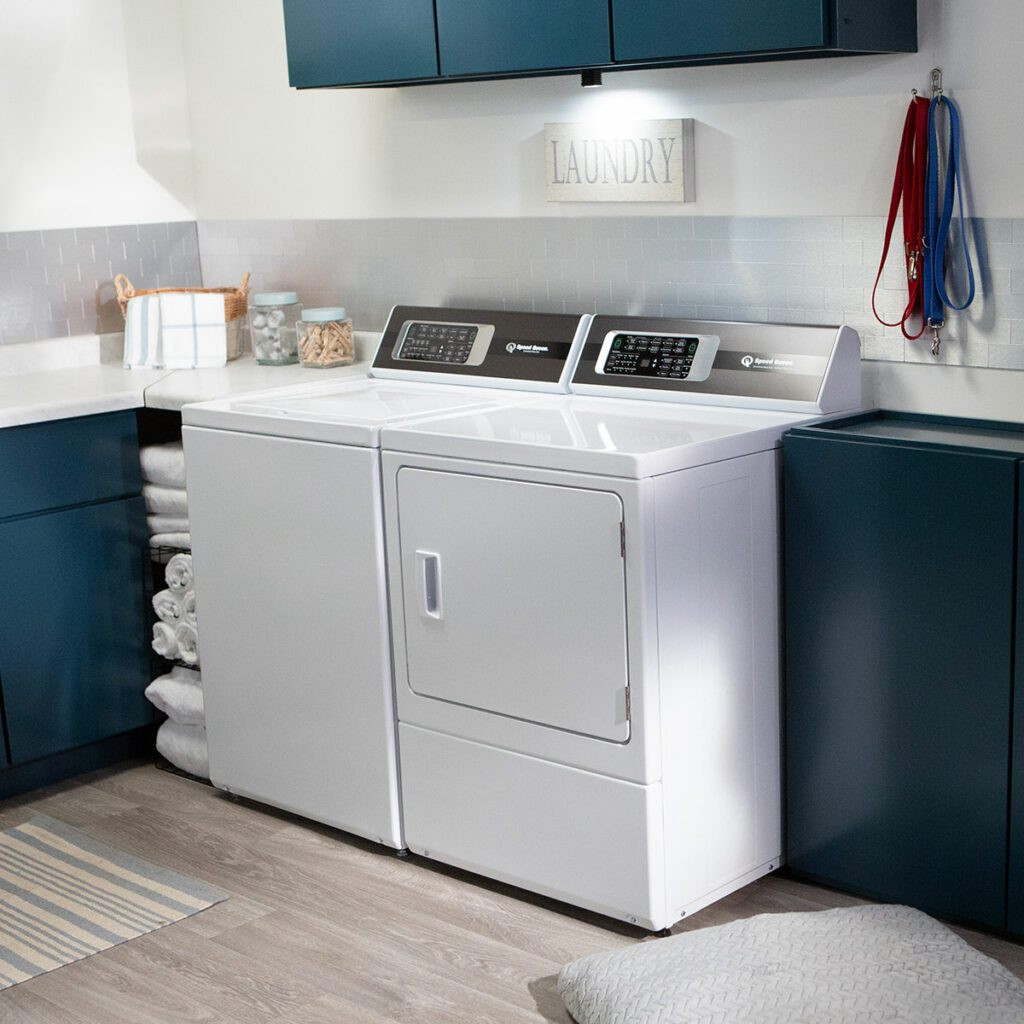 DR7004WE Speed Queen 27" 7 cu. Ft. Capacity Electric Dryer with PetPlus ...