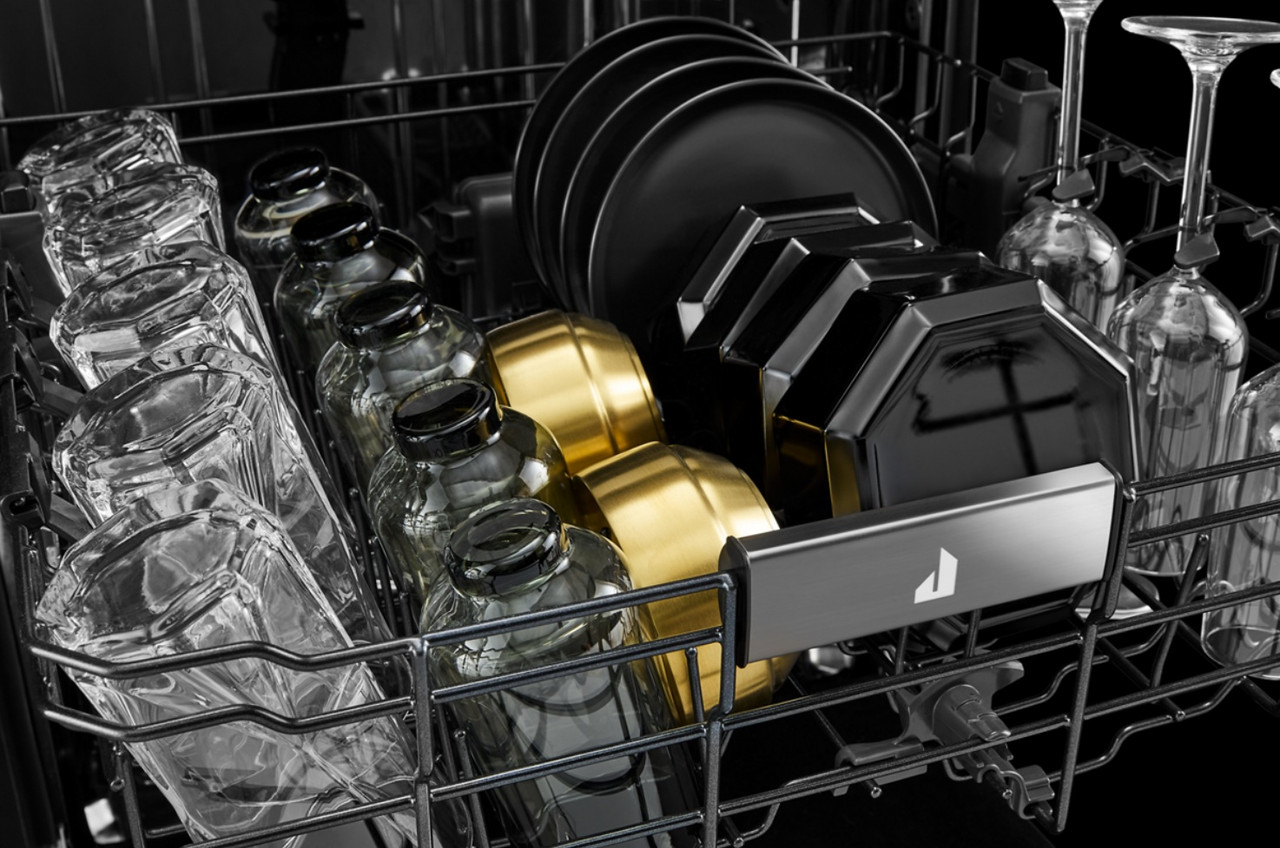 JennAir JDTS3924SP 24" Built-In Dishwasher with Pocket Handle - 39 dBa ...