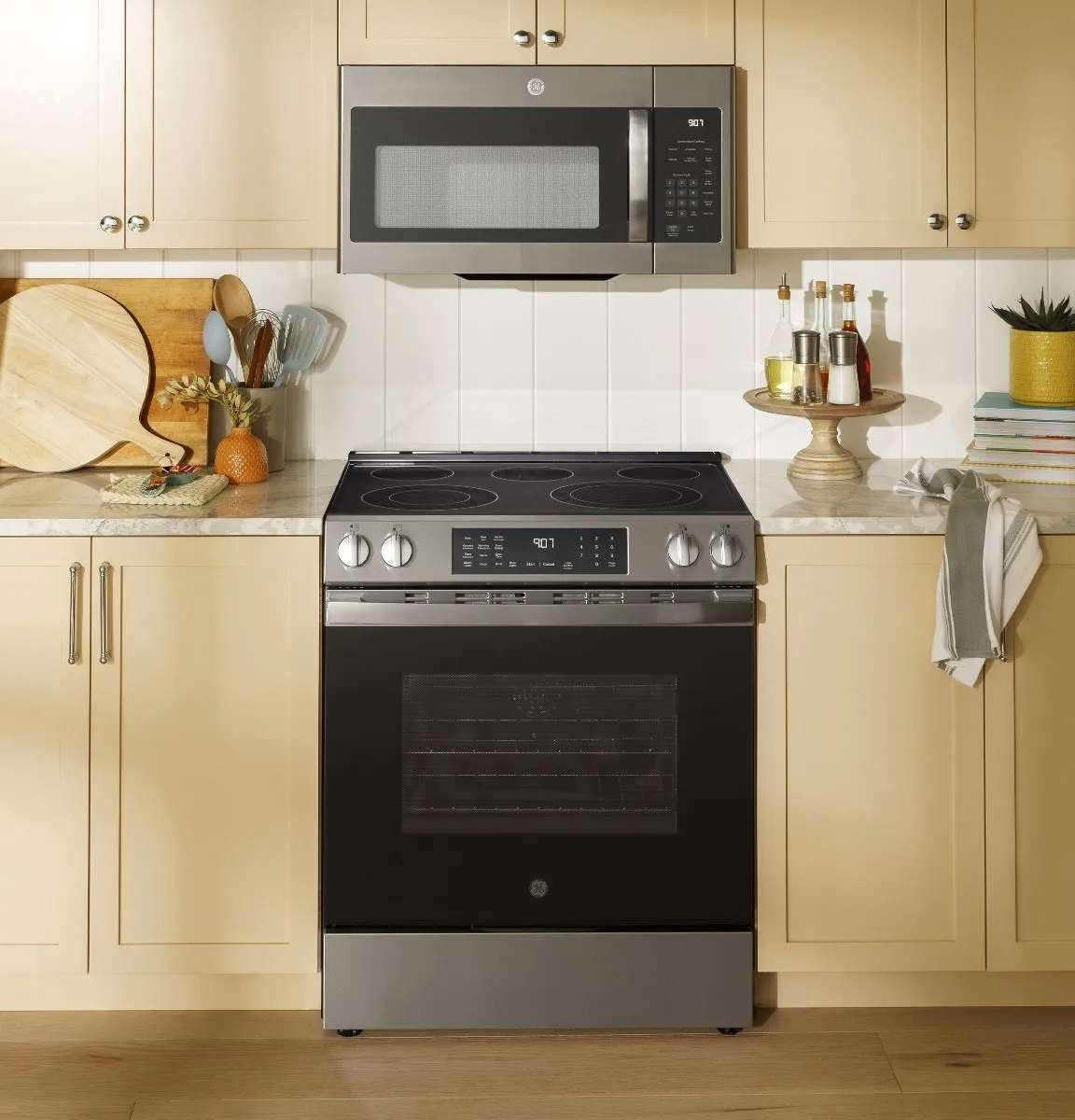 GRS600AVFS GE 30" Slide-In Electric Convection Range with No Preheat ...