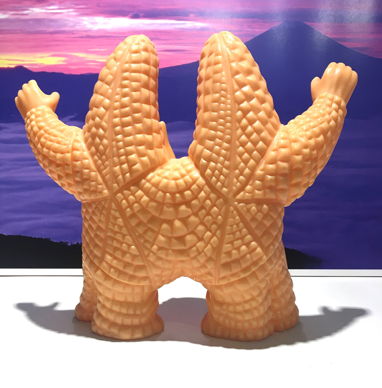 Kaiju Pestar / Ultraman Series - STUDIO BRILLANTINE | DESIGN SHOP