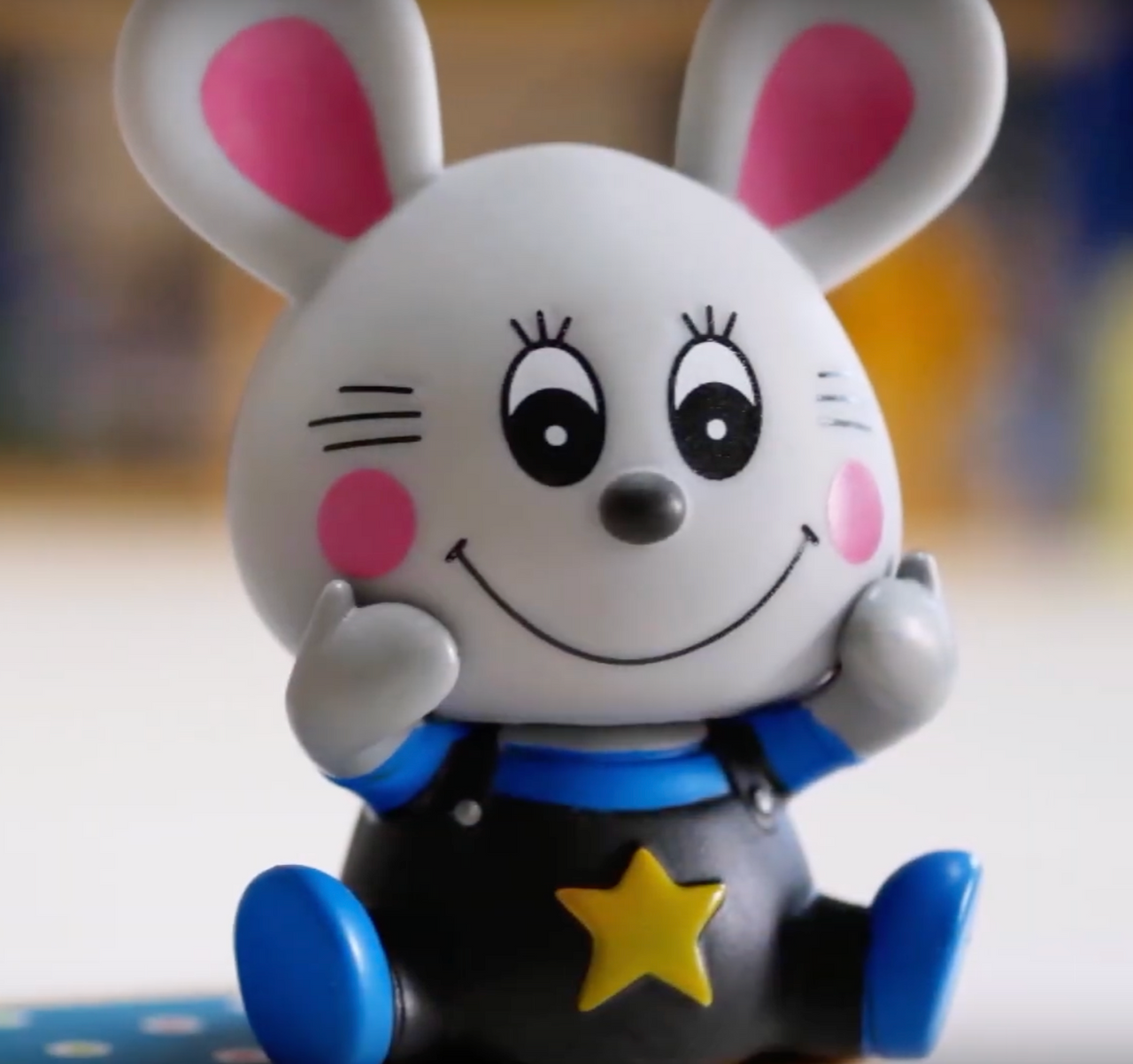 Lovely Mic Mouse / Rune Naito