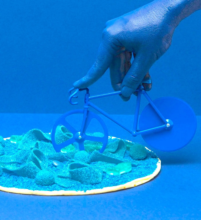 The Fixie Bicycle Pizza Cutter blue